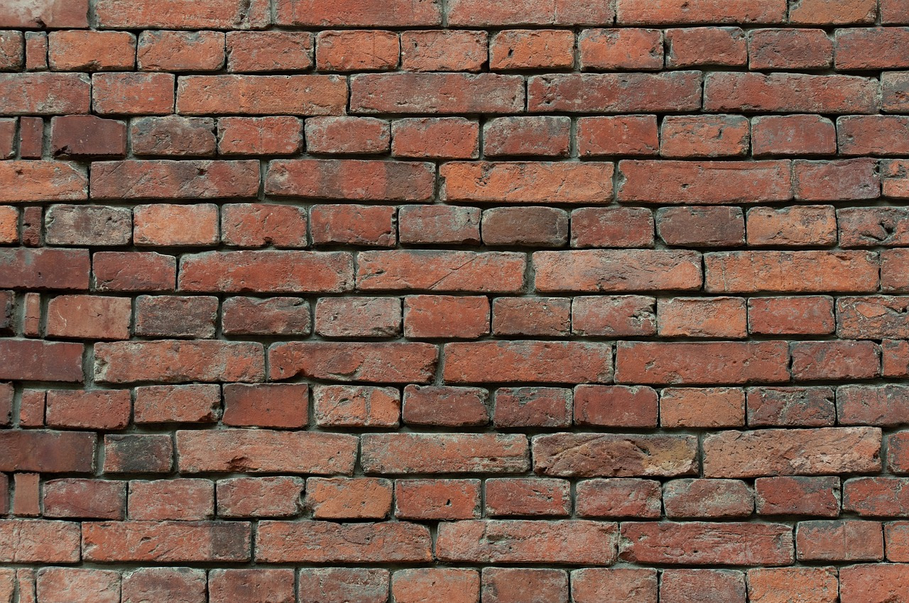 Mur de brique : comment l'utiliser pour sublimer son intérieur